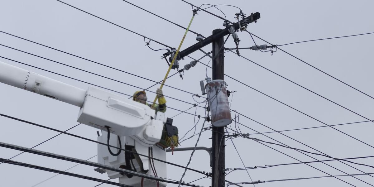 Transmission issues left hundreds without power across several cities Transmission issues left hundreds without power across several cities